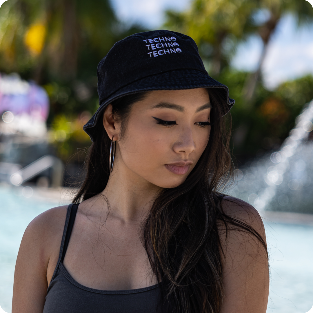 Girls Wearing Caps Tumblr